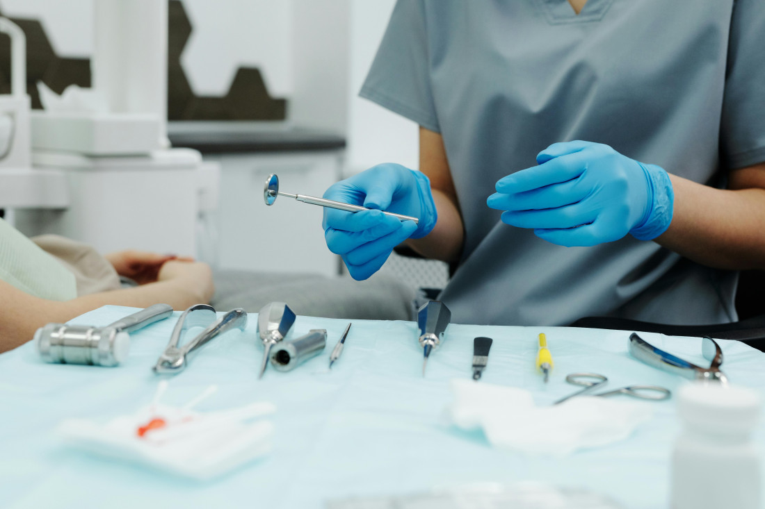 Dentist | Career Profiles | Buckinghamshire Skills Hub